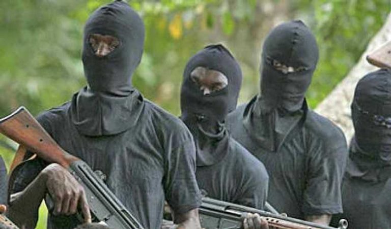 Retired Ogun broadcaster, security guard murdered at her residence ...